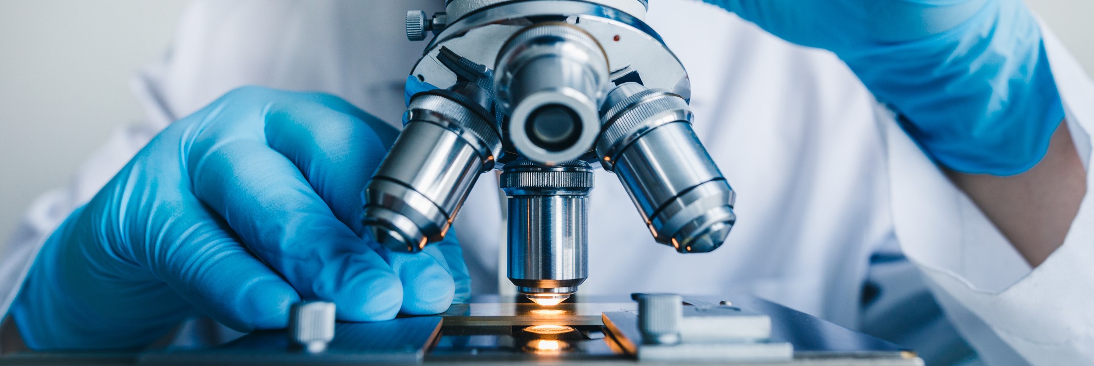 Close-up shot of microscope | Hôpital Necker-Enfants malades